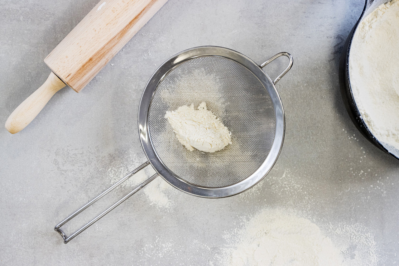 MasterClass Stainless Steel 18cm Fine Mesh Sieve - Lifetime Brands Europe