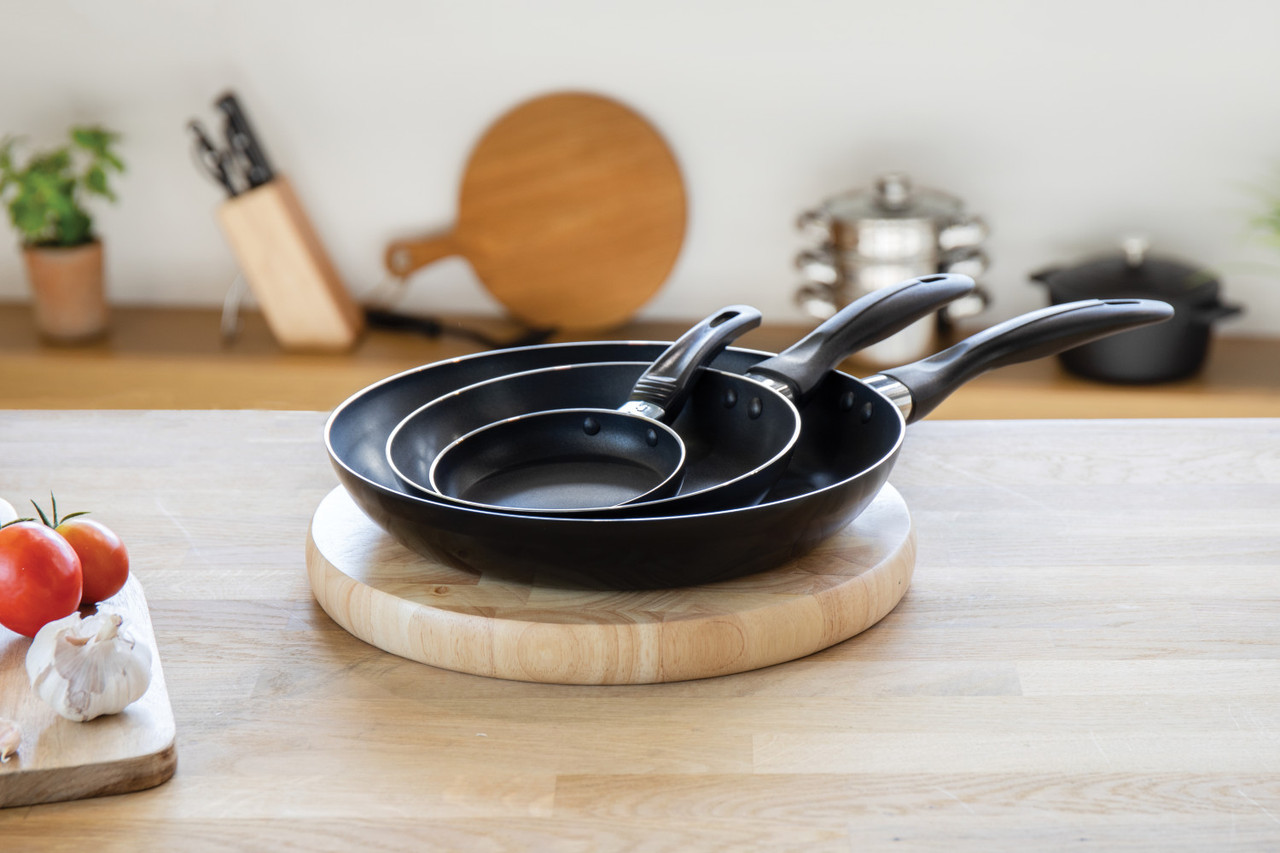 KitchenCraft Non-Stick Aluminium Frying Pans Set, 28cm, 20cm and 12cm ...