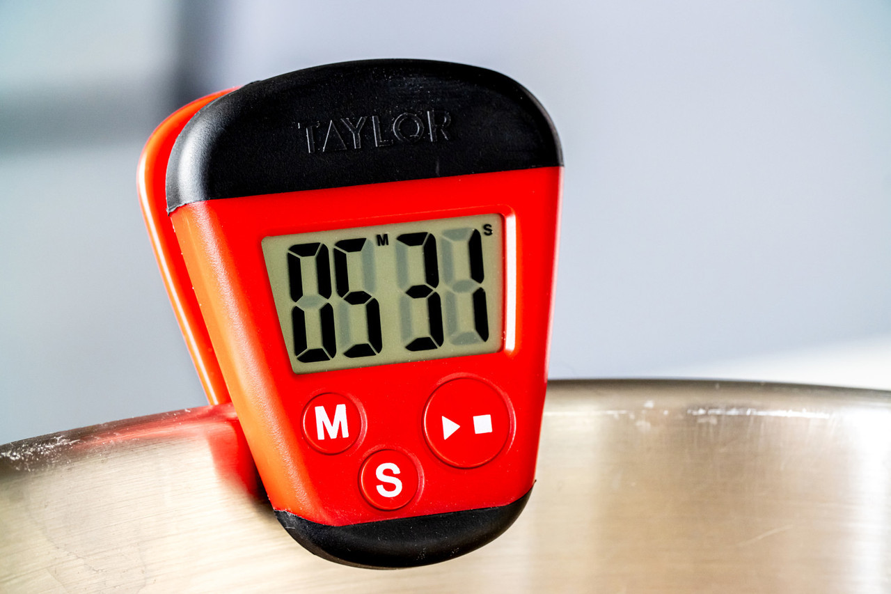 Taylor Pro Kitchen Clip Digital Timer - Lifetime Brands Europe