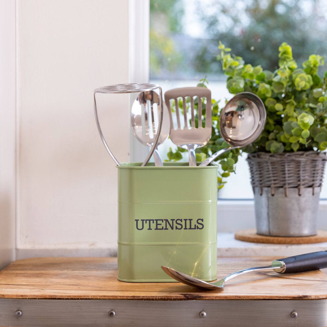 Living Nostalgia Utensil Holder - English Sage Green - Lifetime Brands ...