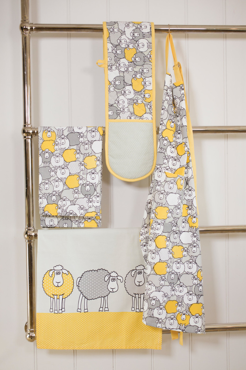 KitchenCraft Yellow Sheep Apron - Lifetime Brands Europe