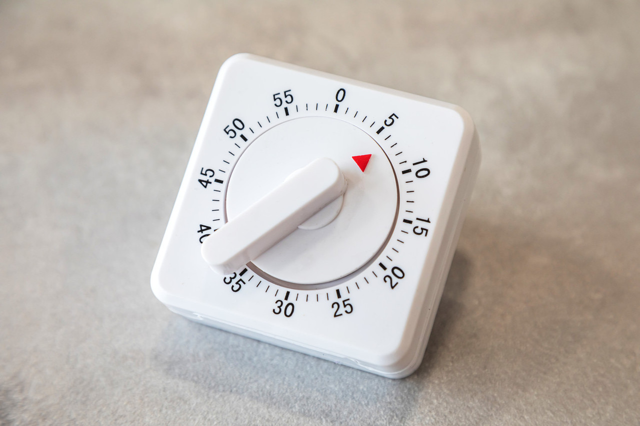 KitchenCraft One Hour Mechanical Timer - Lifetime Brands Europe