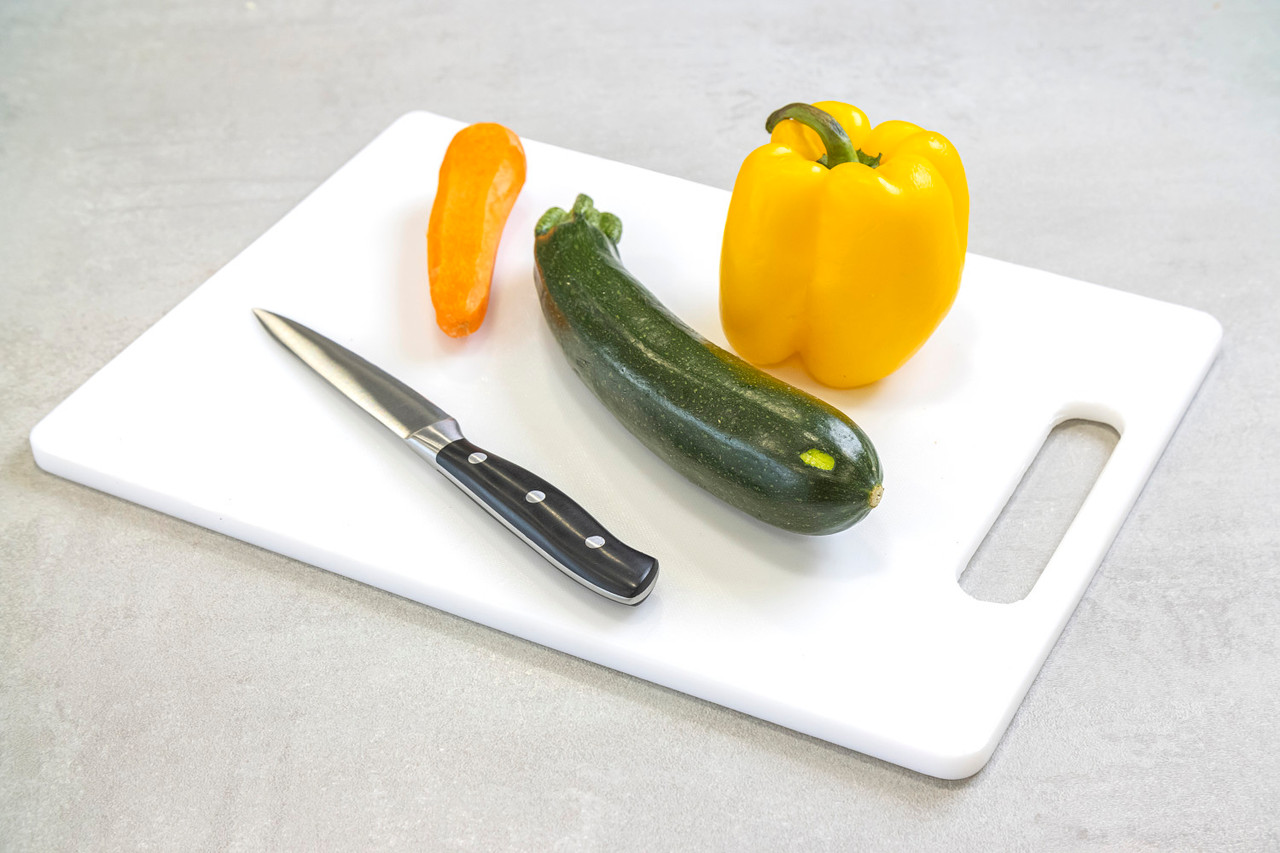KitchenCraft Medium Polyethylene Chopping Board - Lifetime Brands Europe