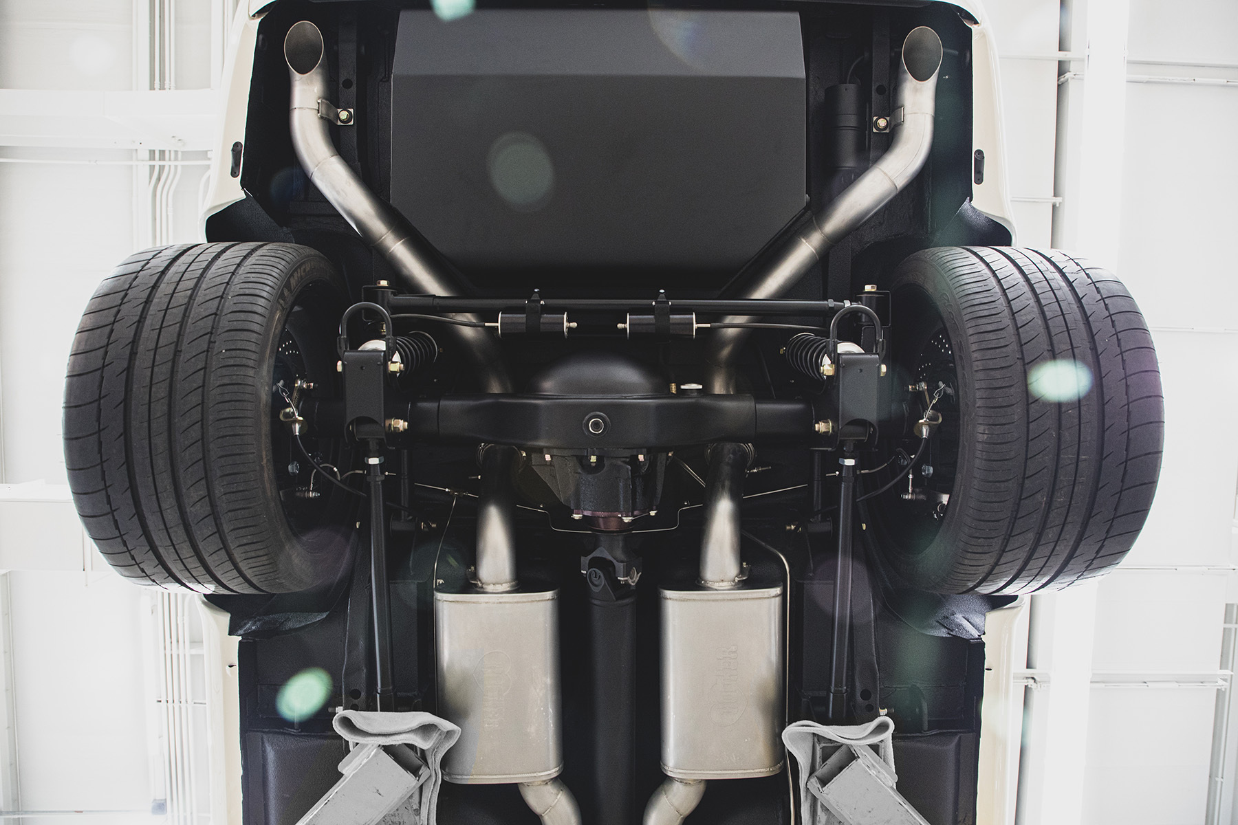 Detroit Speed Custom Build Shop