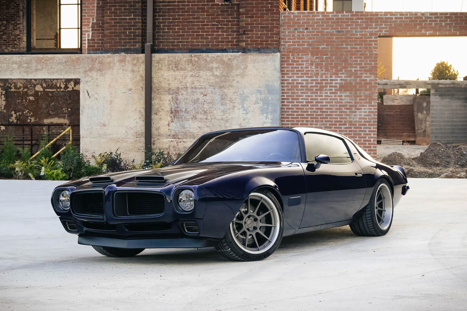 Detroit Speed Custom Build Shop