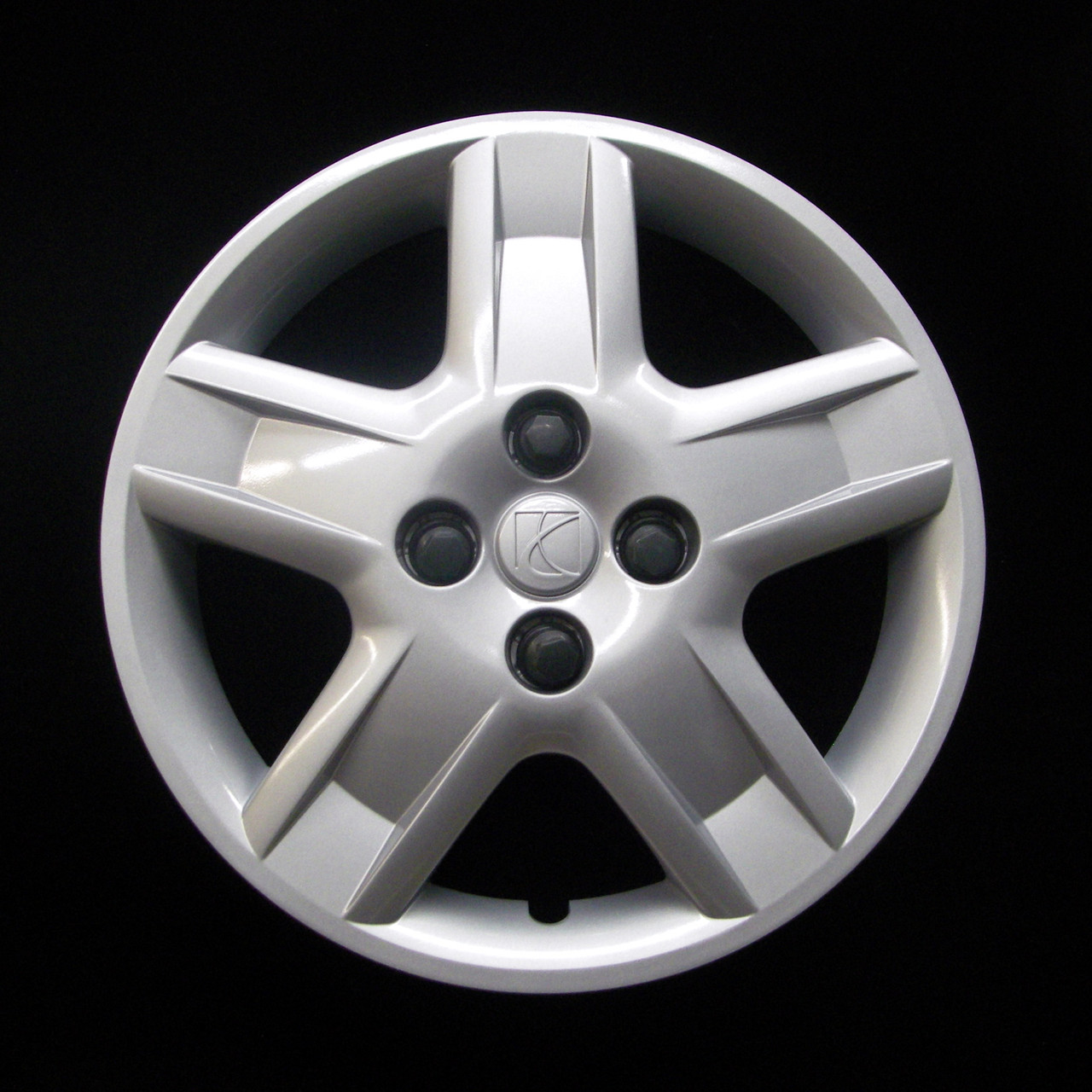 15-in Saturn Ion Silver Hubcap 2006-2007 | Economic Hubcap