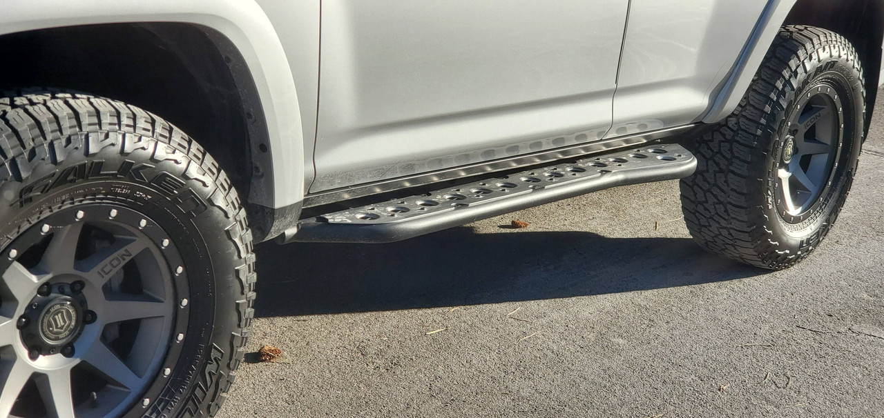 Cali Raised Step Edition Rock Slider - 2010+ Toyota 4Runner