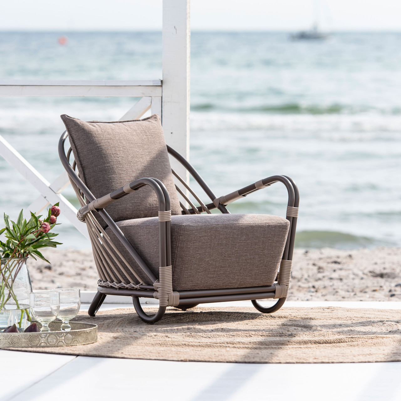 Sika Design Arne Jacobsen Charlottenborg Chair Exterior - Outdoor Patio ...