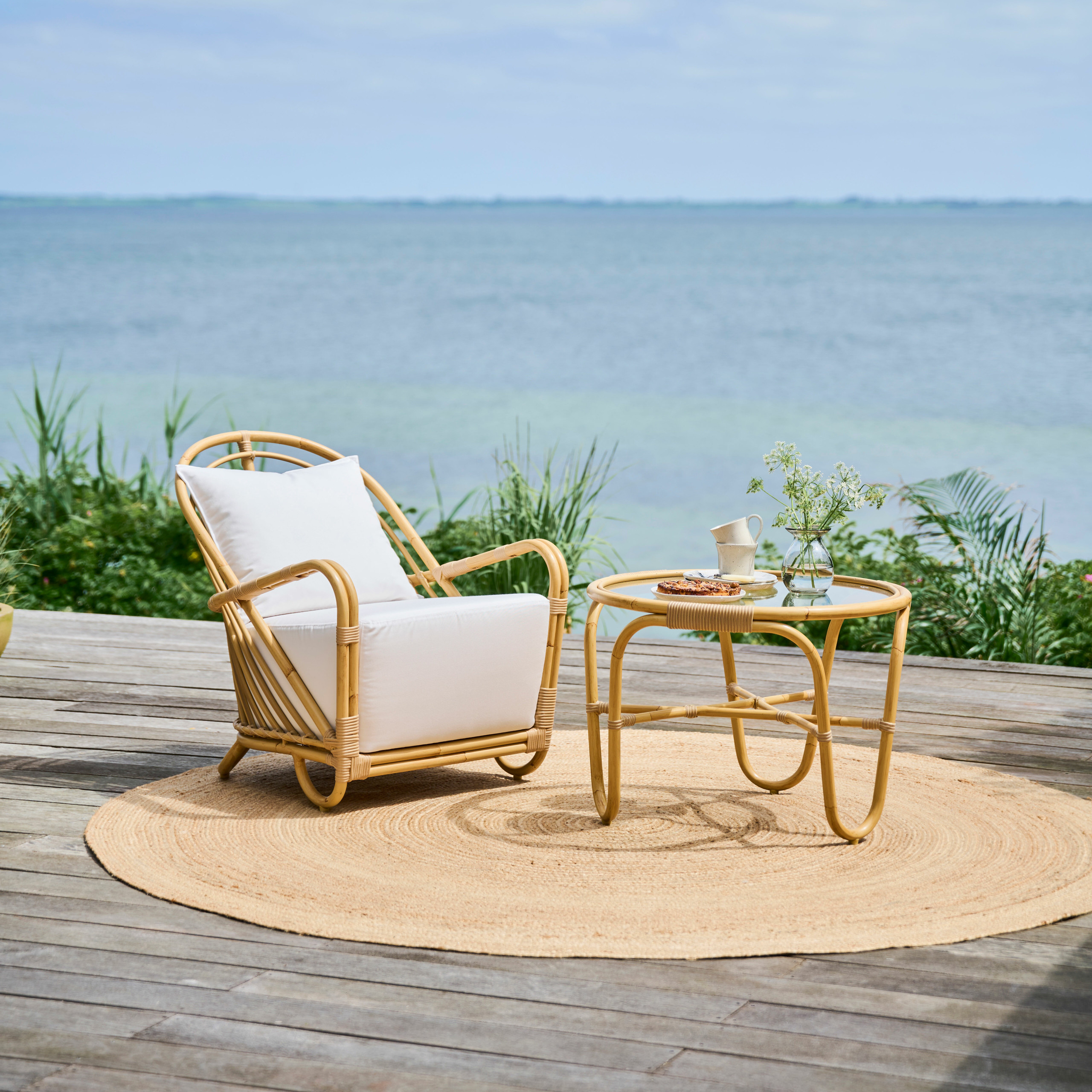 Sika Design Paris Chair Exterior by Arne Jacobsen