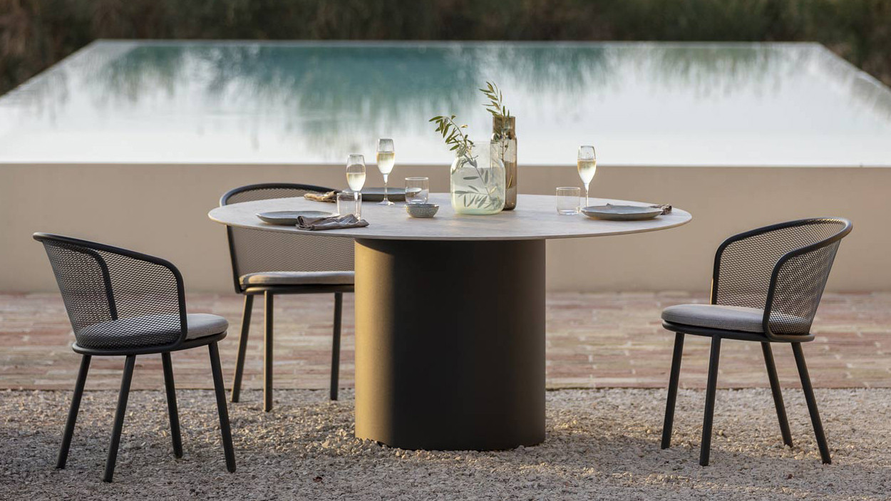 Modern Outdoor Dining Chairs | European Designer Outdoor Seating