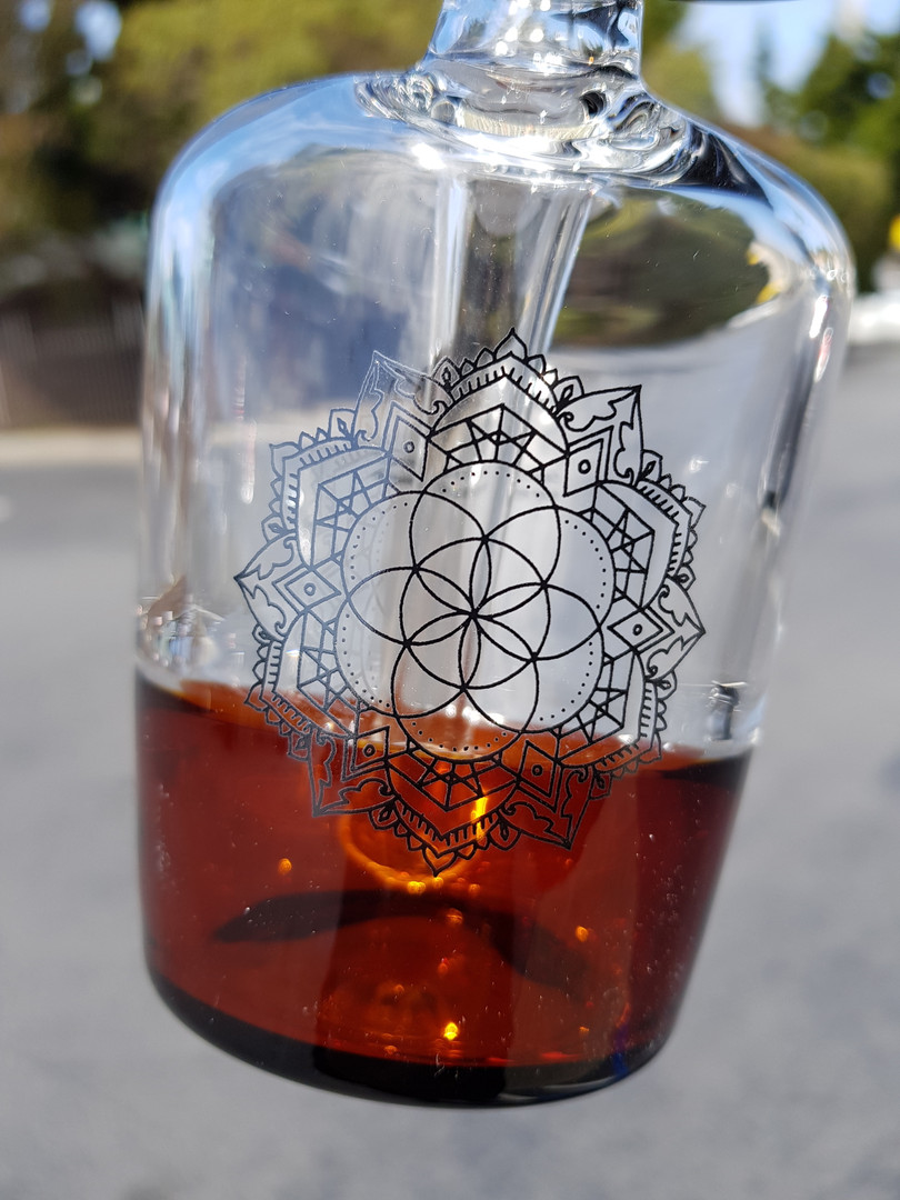 IDAB - Medium "Hennessy Bottle" Dab Rig w/ 14mm Female Joint - Half ...