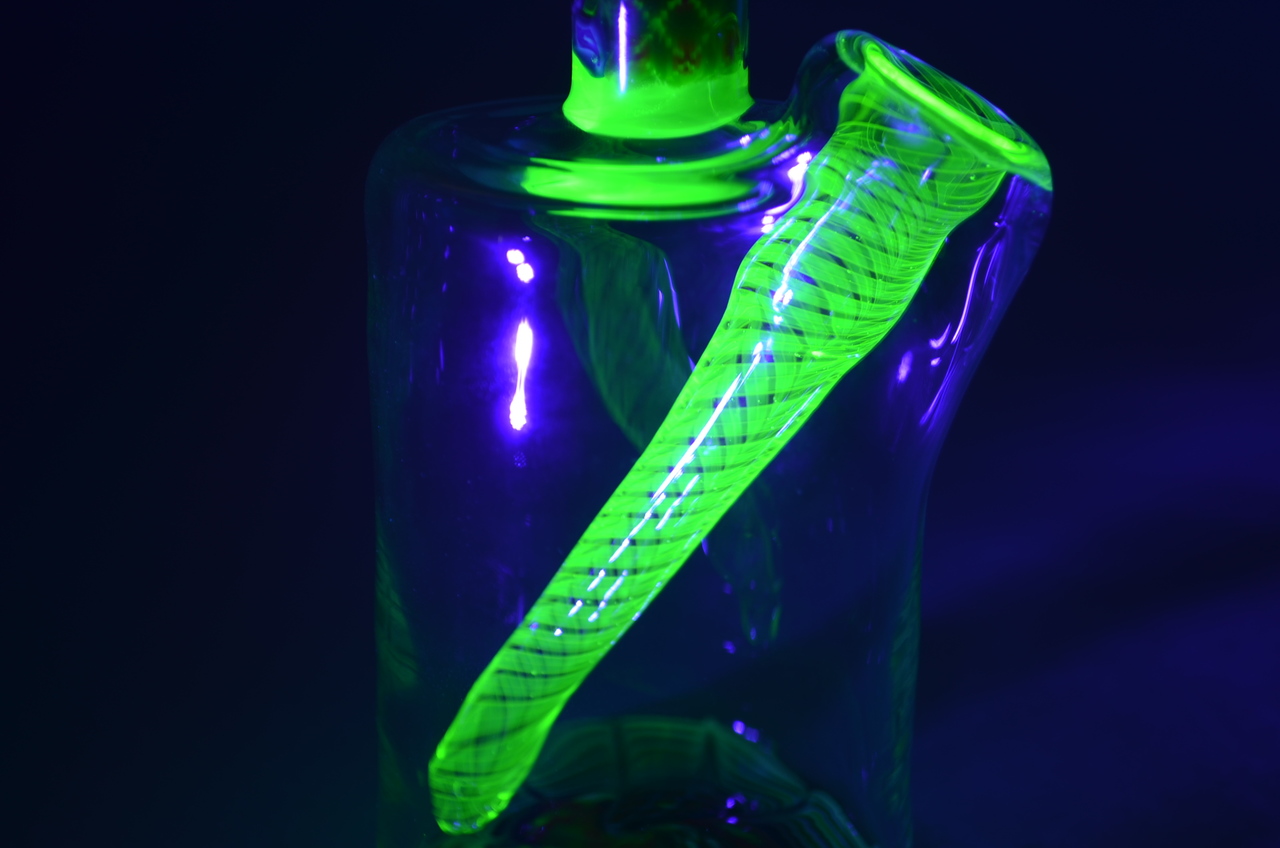 CAP'N CRUNK - Millie Cluster Mini Tube w/ 14mm Fixed 3-hole Diffy (UV ...