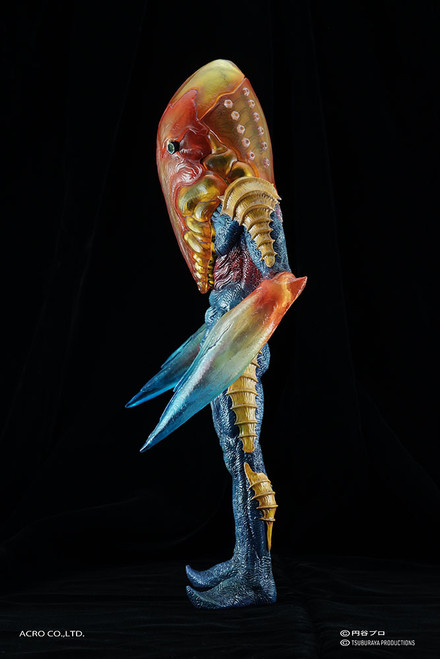 Ultraman ALIEN METRON Vinyl Statue by ACRO KRS x Nirasawa - Ultraseven ...