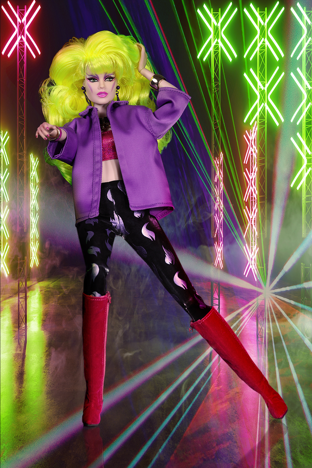 I AM A GIANT! Misfits PIZZAZZ and ROXY Jem and the Holograms 35th ...