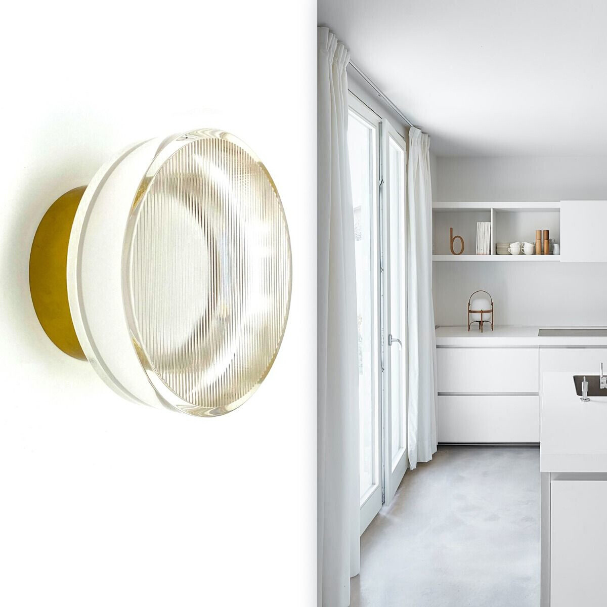 Ribbed Gold Clear Acrylic LED Wall Light