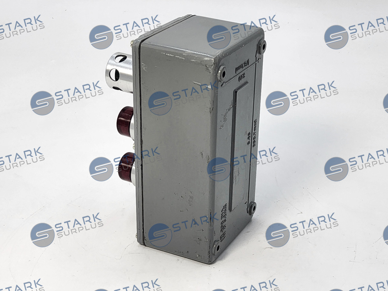 Stark Surplus - Allen-Bradley 800T-2TAR