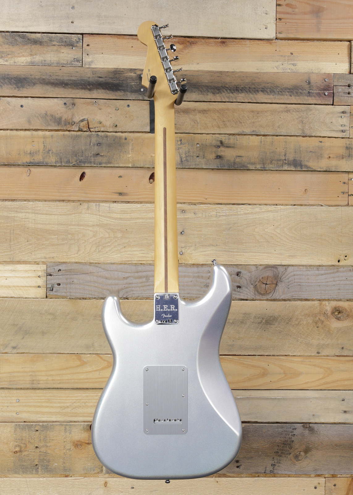 Fender H.E.R. Stratocaster Electric Guitar Chrome Glow w/ Gigbag