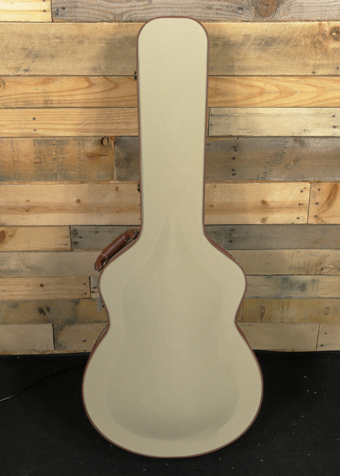 Alvarez Yairi YB70 Baritone Acoustic Guitar Natural w/ Case