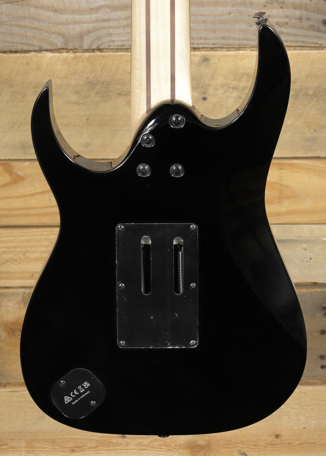 Ibanez Steve Vai Signature UV70P 7-String Electric Guitar Black w/ Gigbag
