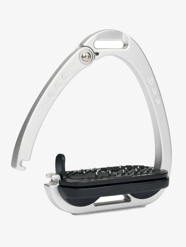 LeMieux® Vector Control Stirrup Irons