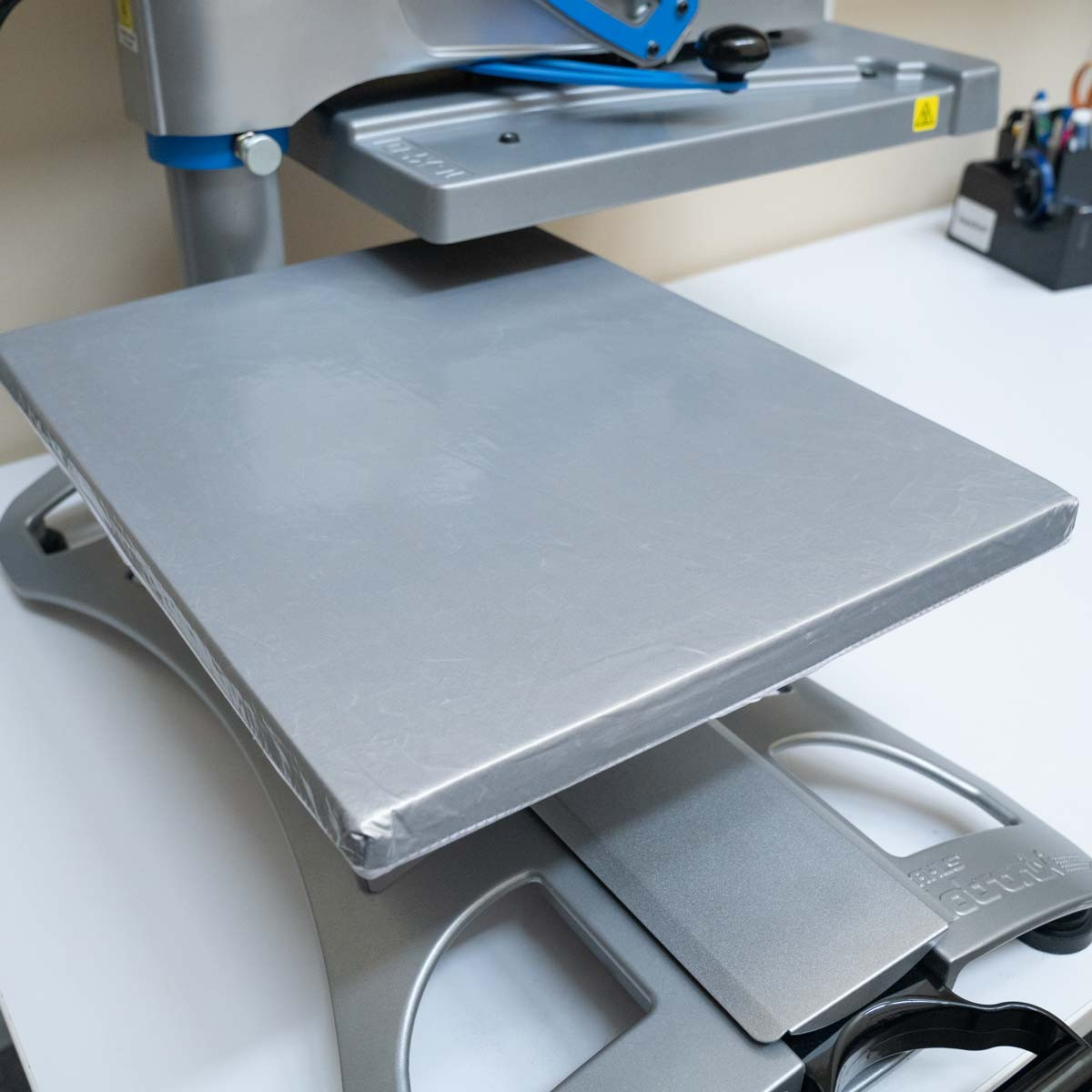 Stahls' Hotronix Quick Slip Fitted Lower Platen Cover for Heat Presses