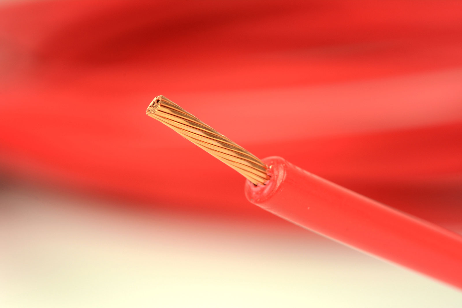 12 AWG PV Solar Panel Wire 90 ft Red UL 4703 - Made in USA - TEMCo ...