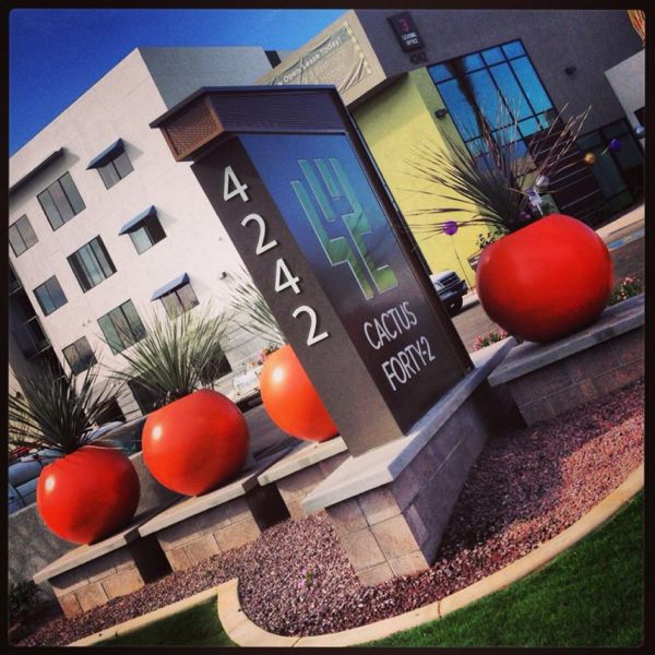 The Power of Color: How to Use Planter Colors to Enhance Your Landscape ...