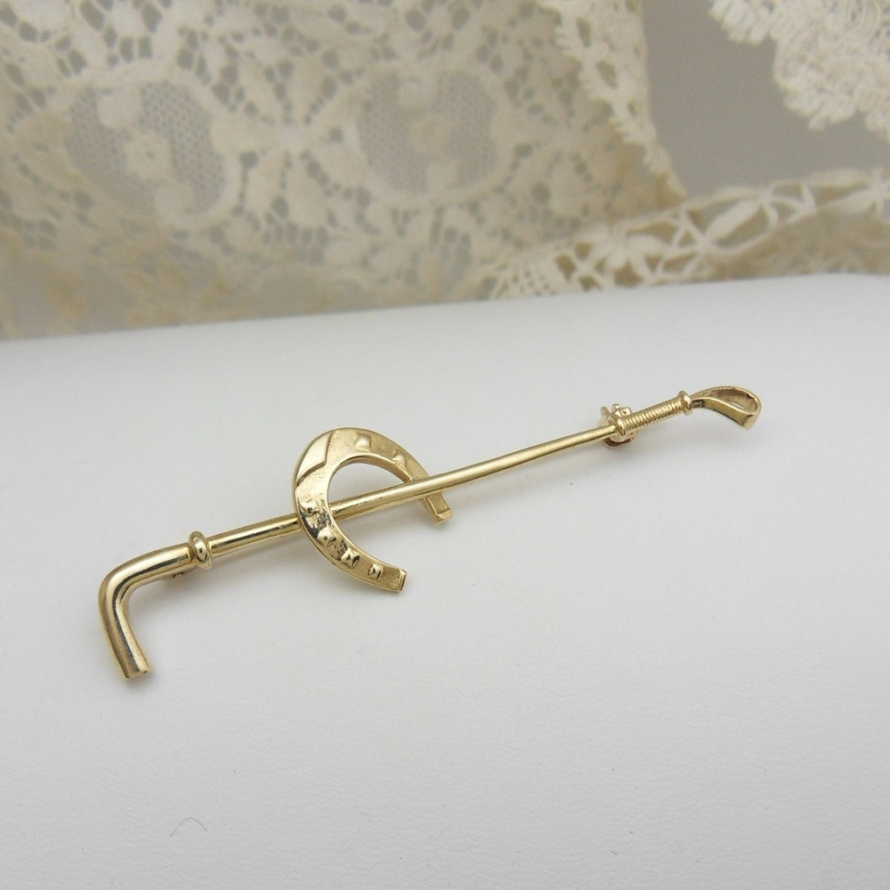Vintage 9ct gold stock pin / brooch riding crop & horseshoe