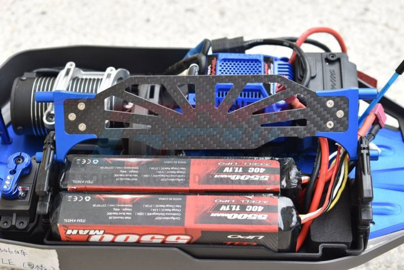 GPM Blue Aluminum 6061-T6 +Carbon Fiber Battery Hold-down