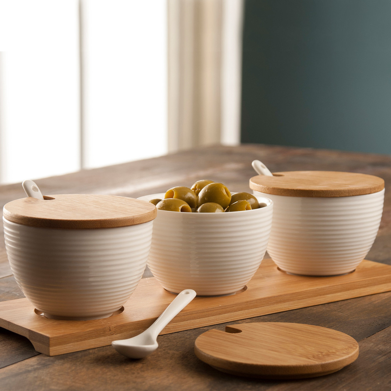 Belleek Ripple Three Bowls with Tray | Kilkenny Design Belleek Ripple Three Bowls with Tray | Kilkenny Design