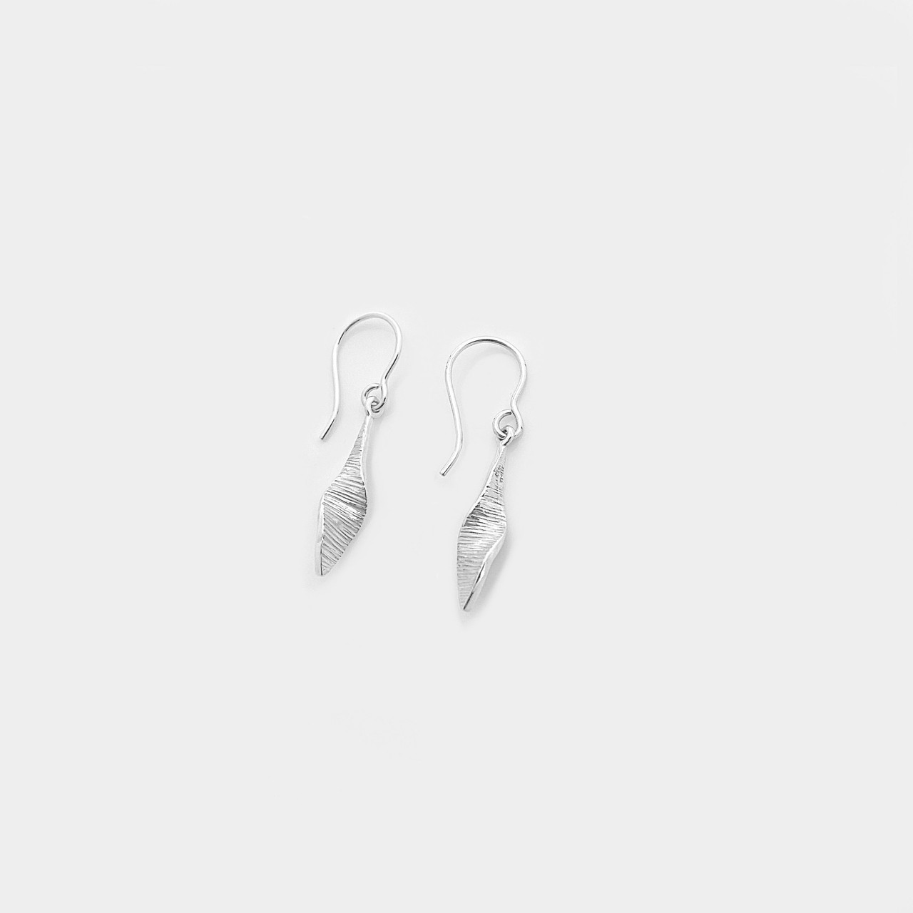 Martina Hamilton Bean Ri Small Drop Earrings | Kilkenny Design