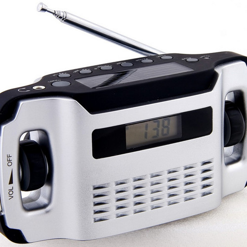 POWERplus Lynx - Solar & Dynamo Powered Radio Torch - It Must Be Green