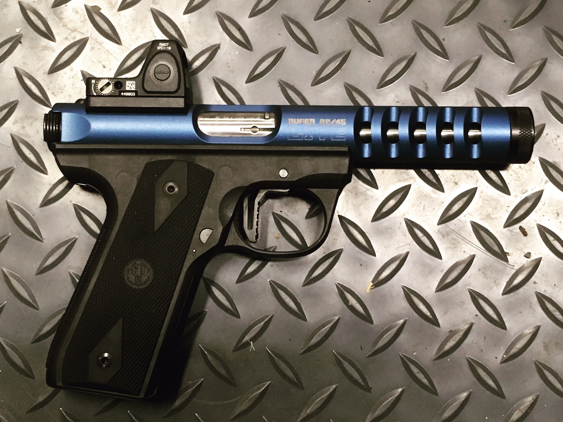 Ruger MK I/II/III/IV Low Profile Red Dot Mount - FarrowTech