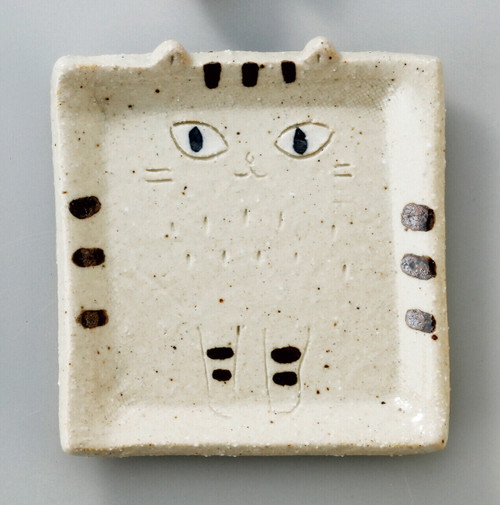 Mino ware Japanese Small Plate Handcraft Cat shape White tabby Square Japan