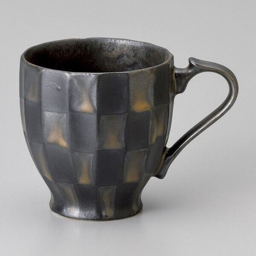 Mino Ware, Made in Japan Manganese Black Glaze Ichimatsu Checkered Mug ...