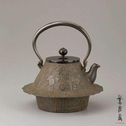 Tetsubin Japanese Tea Kettle Kisen Takaoka Metal Craft Kuzu-ya style Japan