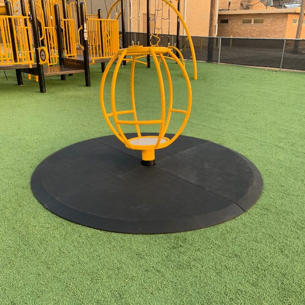 APS 8 Foot Spinner Wear Mat - Playground Outfitters