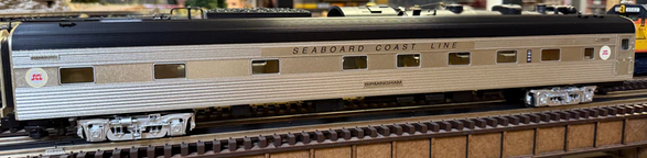 Lionel SCL streamlined sleeping car from Amtrak "rainbow" passenger car ...
