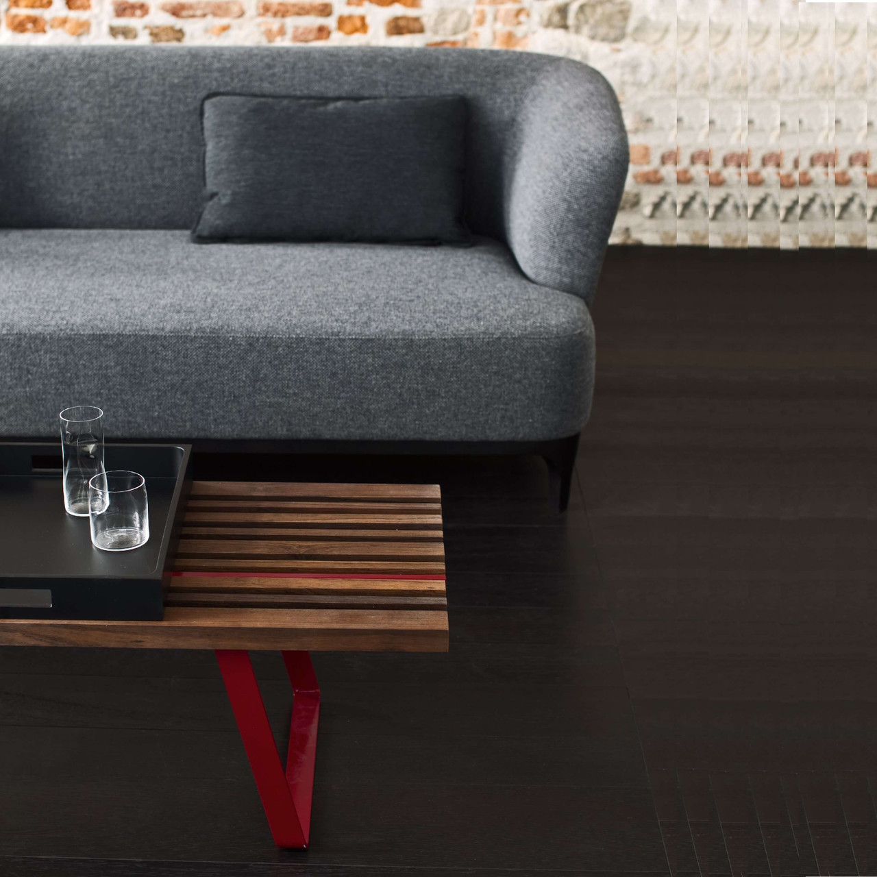 Line Bench : Style and Durability Product