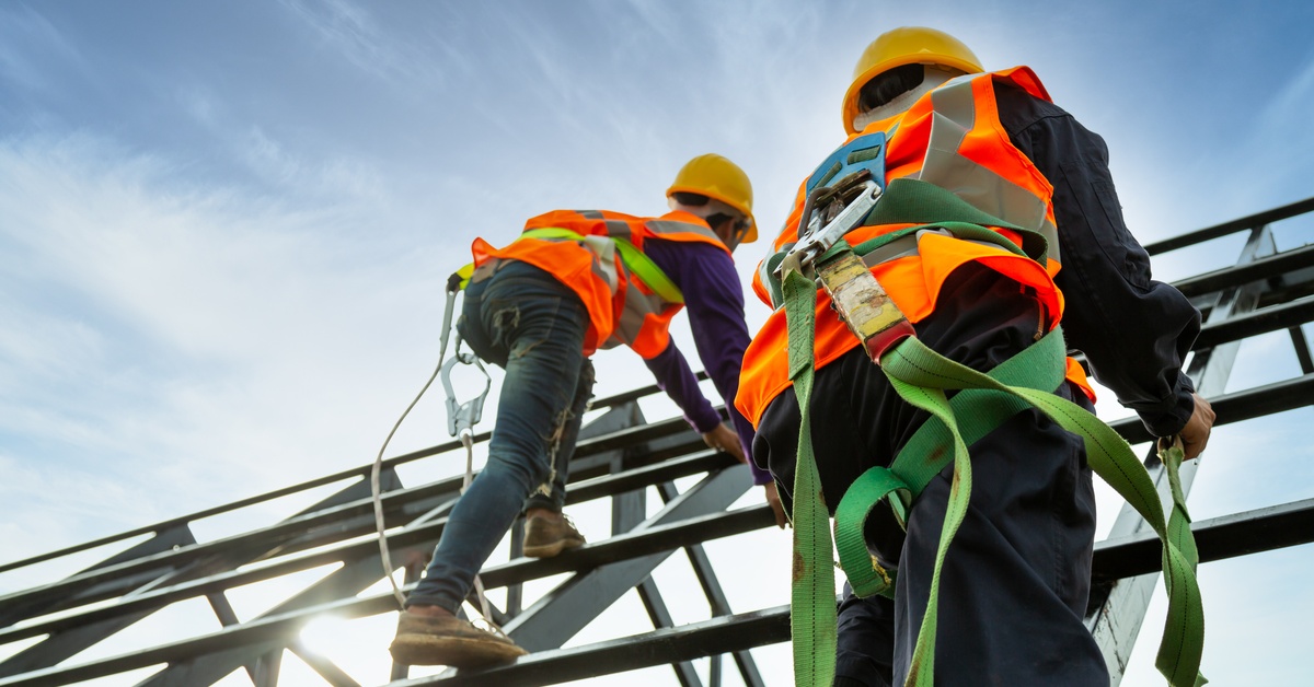 10 Safety Tips To Follow While Working at Height - Monarch Rope