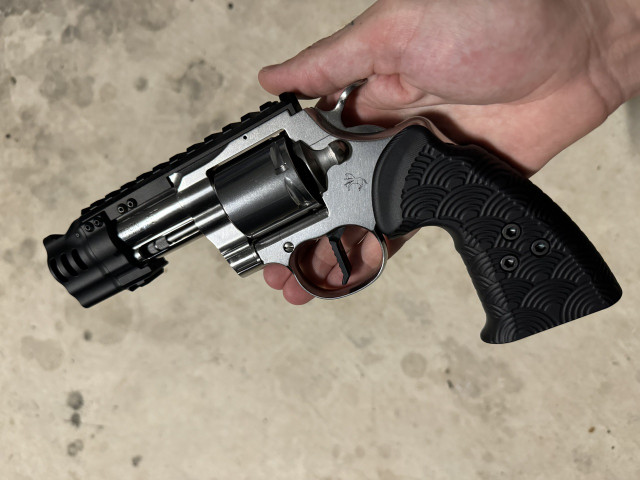 EMPIRE Custom Colt Snakes - Pythons & Anacondas