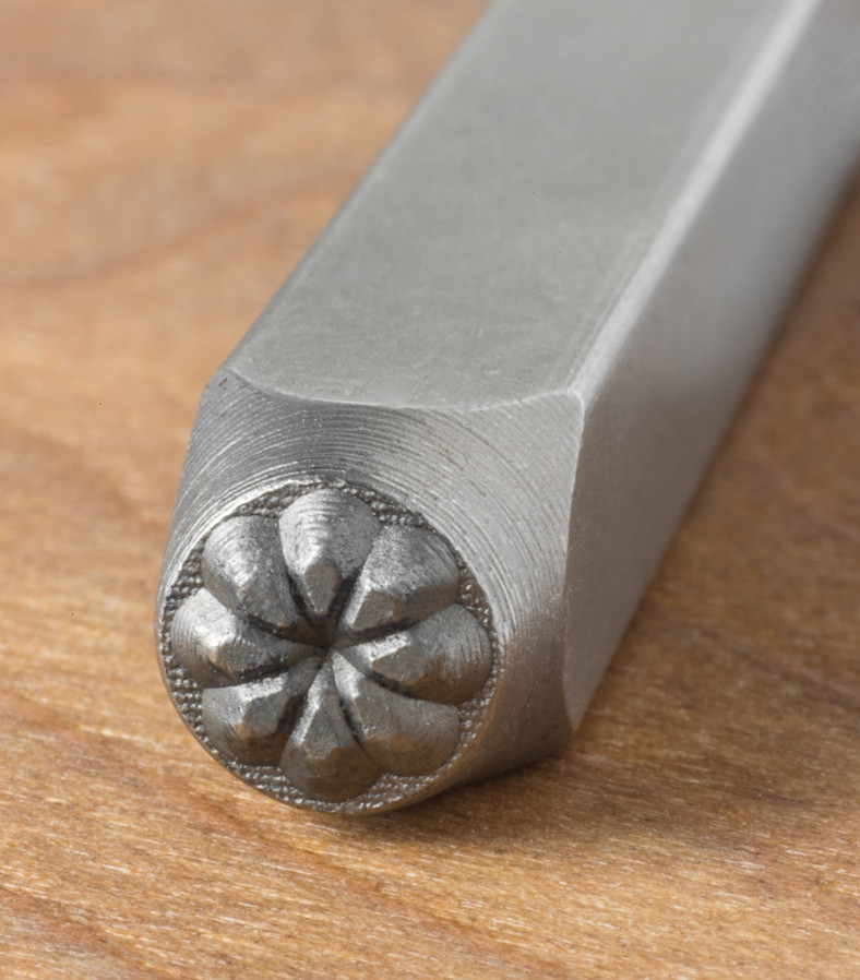 Metal Diamond Flower Punch 6mm