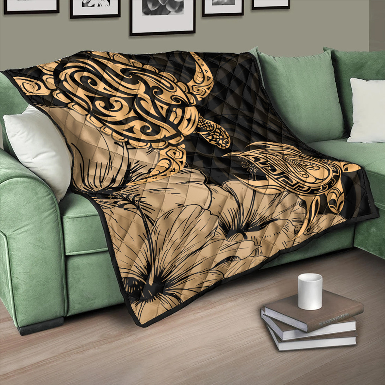Hawaii Turtle Premium Quilt Polynesian Hibiscus Art Gold