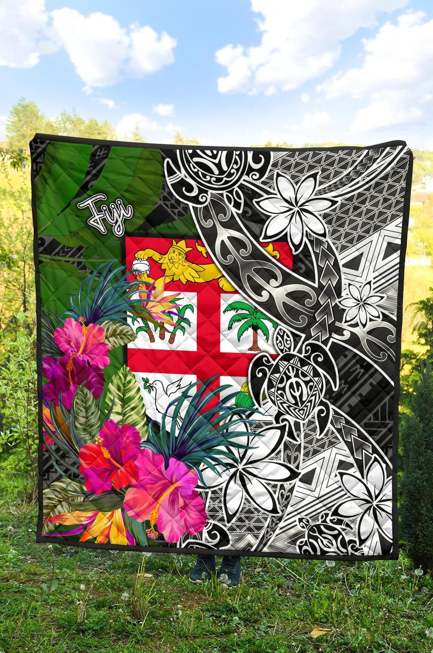 Fiji Premium Quilt Turtle Plumeria Banana Leaf