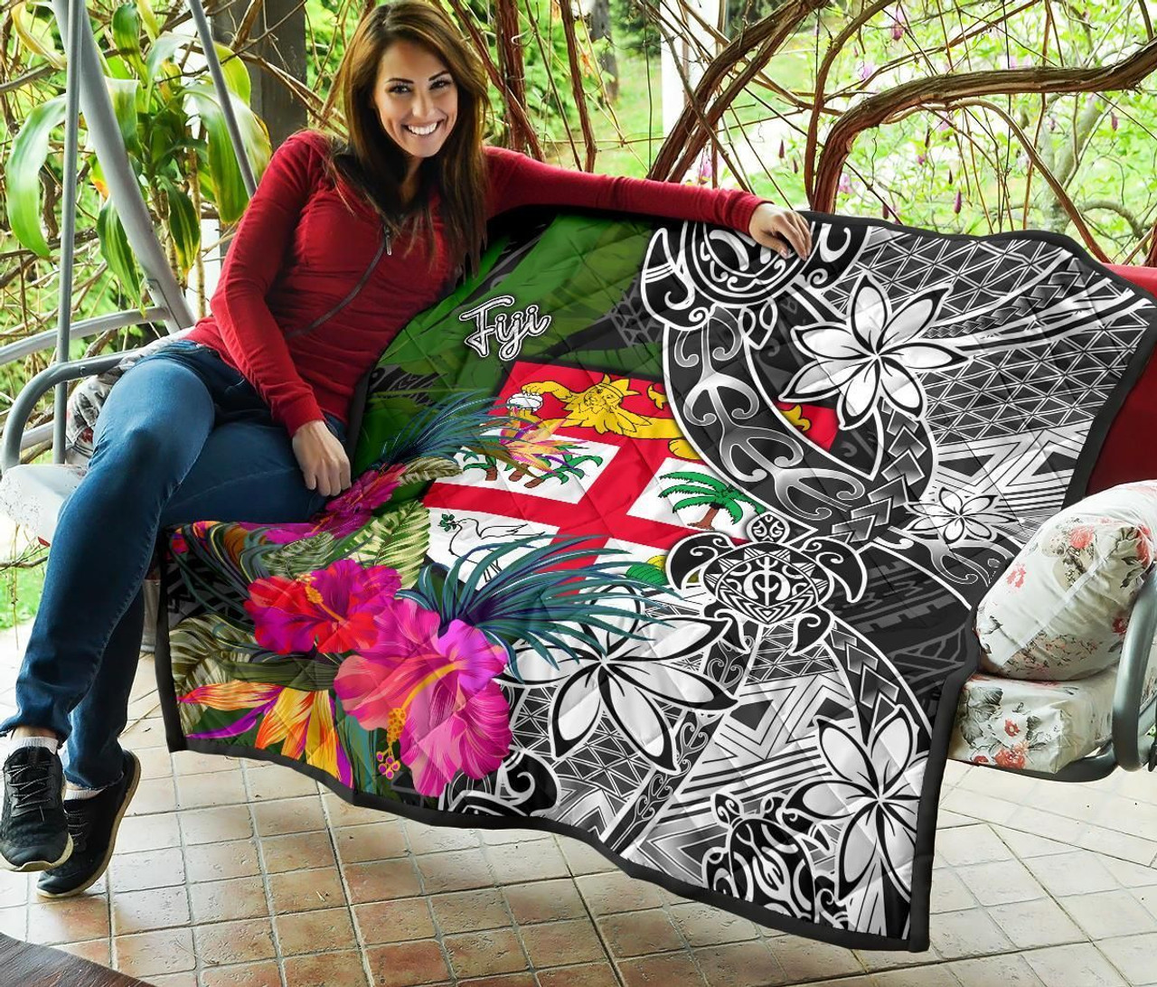 Fiji Premium Quilt Turtle Plumeria Banana Leaf