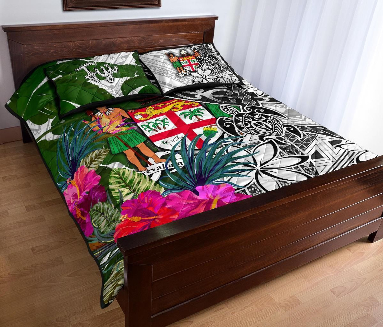 Fiji Quilt Bed Set White Turtle Plumeria Banana Leaf Crest