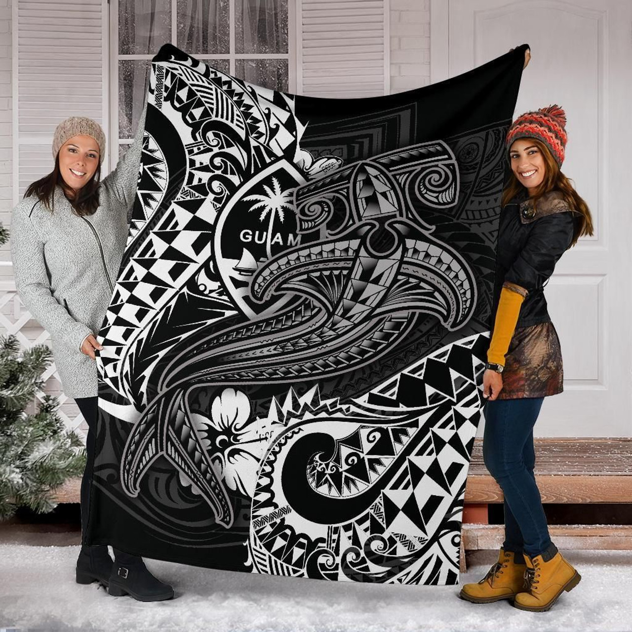 Guam Polynesian Premium Blanket White Shark Polynesian Tattoo