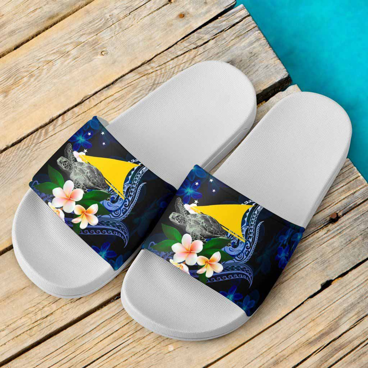 Tokelau Polynesian Slide Sandals Turtle With Plumeria Flowers