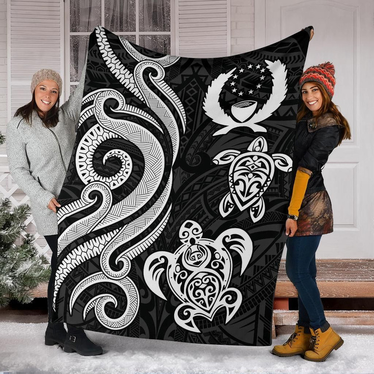 Pohnpei Micronesian Premium Blanket White Tentacle Turtle