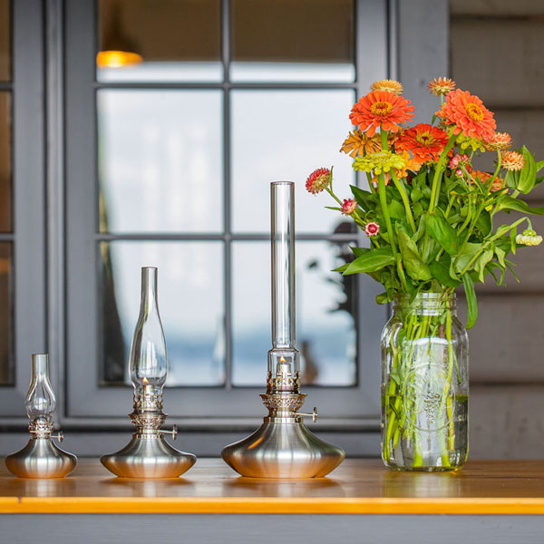 How to Use an Oil Lamp - Danforth Pewter